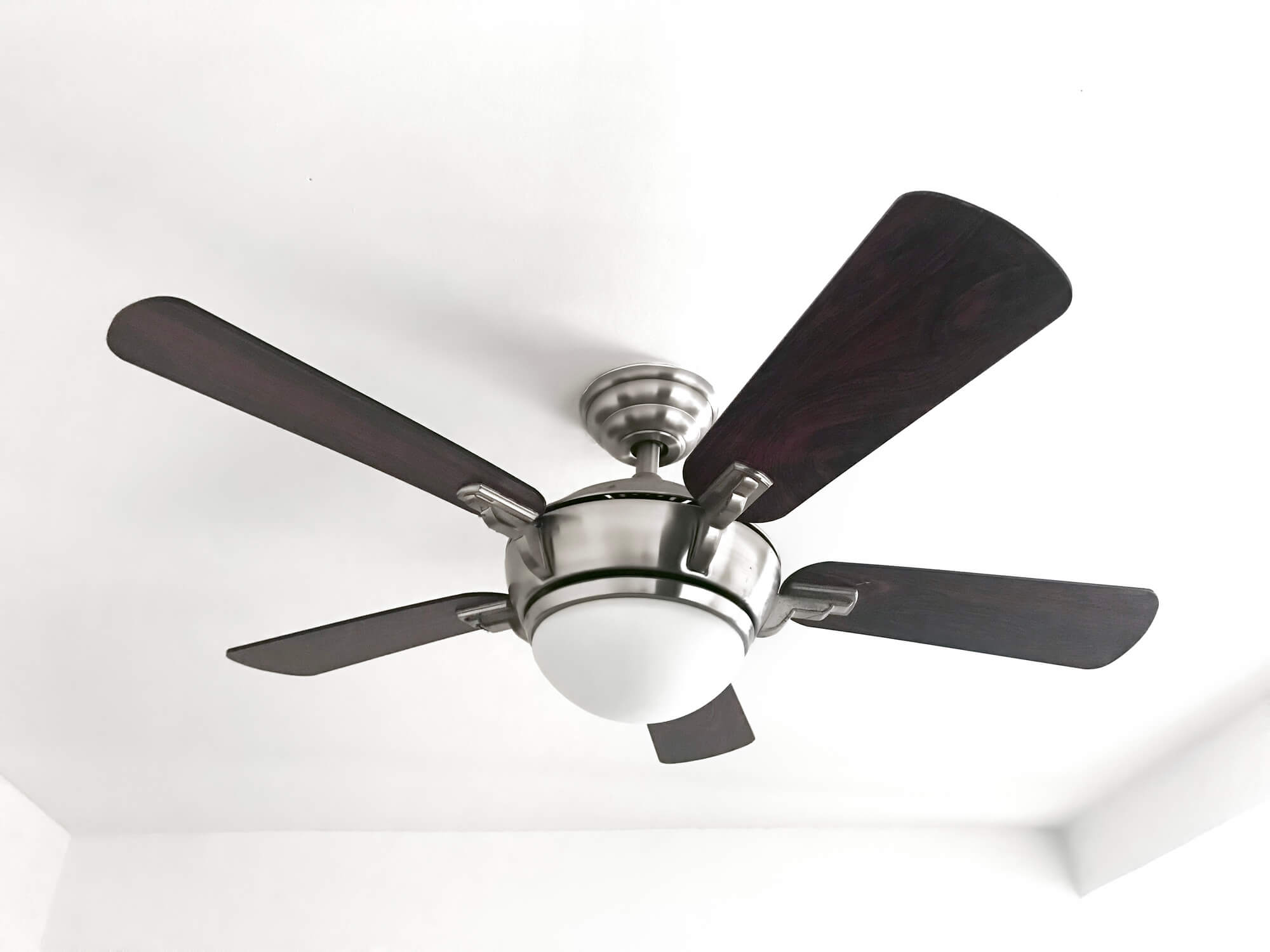 The Benefits Of Installing A Ceiling Fan